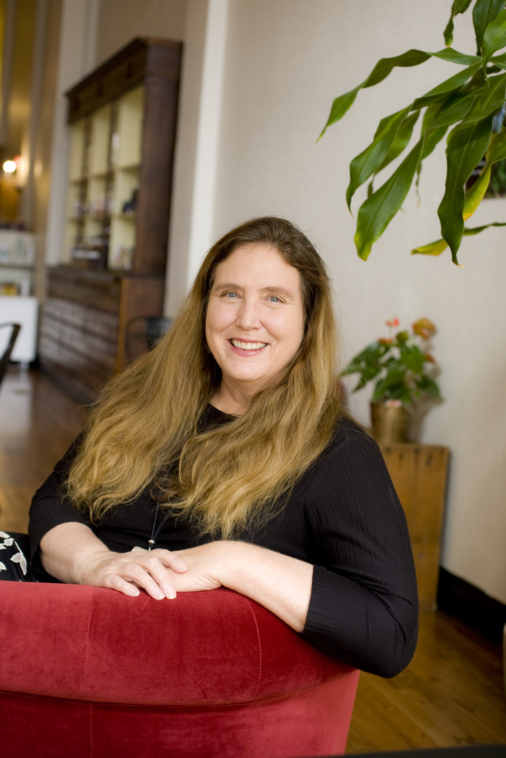 About our Staff – The Hawthorn Tree